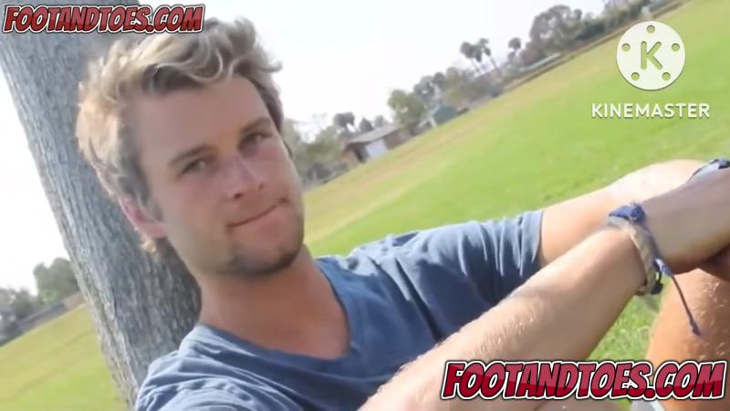 Xander Beckett Austins Flip Flops Foot And Toes